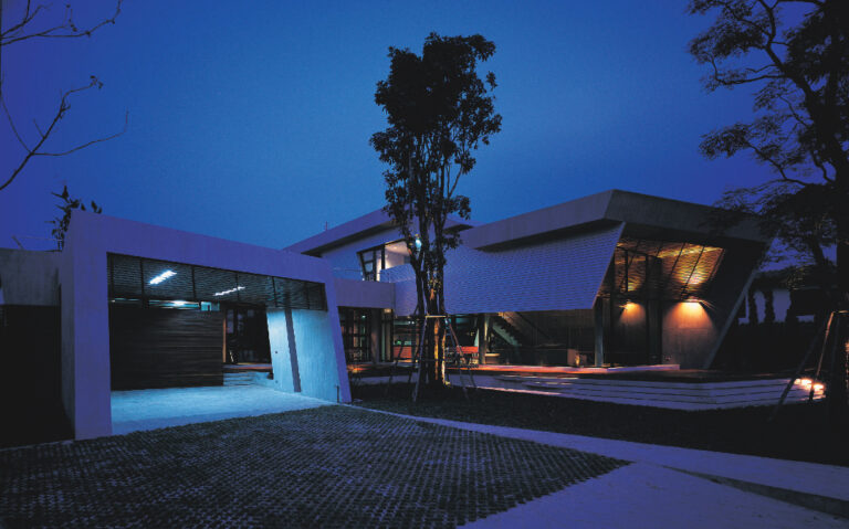 Bunker House - Vaslab Architecture